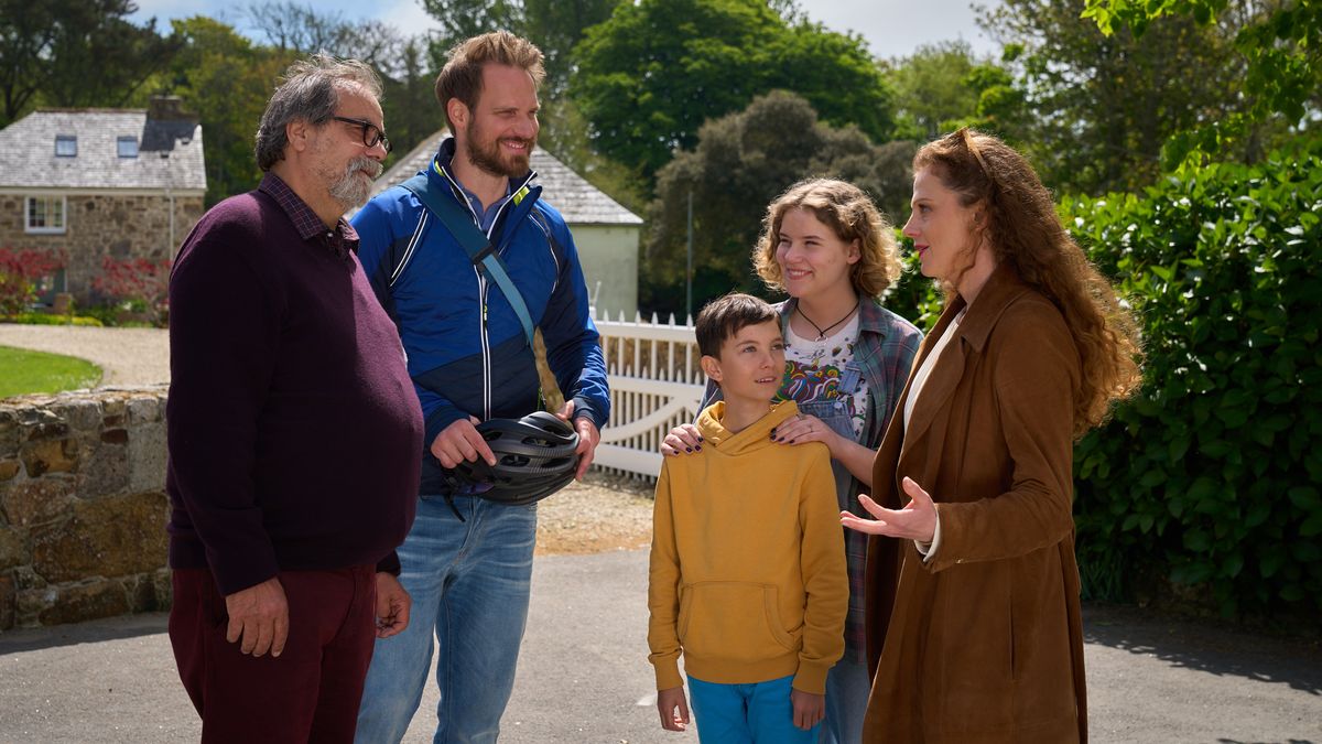 Der Ring in seiner Tasche - SWYRL, Entertainment-Themen, die dich ...